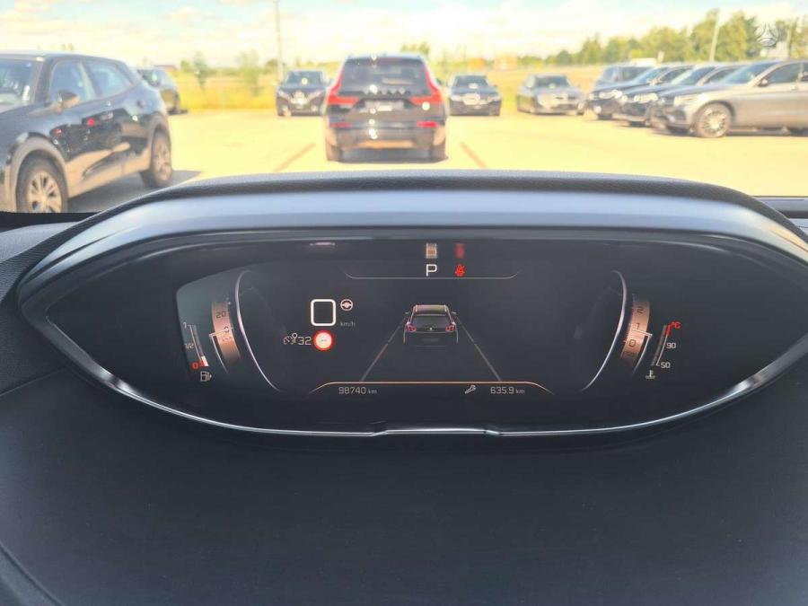 Blue Peugeot 5008 2022 in Siauliai, with an engine capacity of 1.50 L and mileage of 99 thousand km for 22990 €, photo 20 on AUTOMOTO.COM.LV