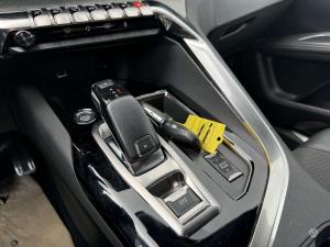 Zils Peugeot 5008 2022 Marijampole, ar dzinēja tilpumu 1.50 L un nobraukumu 173 tūkst. km par 19354 €, foto 37 vietnē AUTOMOTO.COM.LV