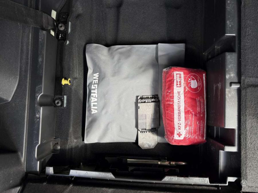 Zils Peugeot 5008 2022 Šauļi, ar dzinēja tilpumu 2.00 L un nobraukumu 184 tūkst. km par 20690 €, foto 30 vietnē AUTOMOTO.COM.LV