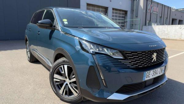 Blue Peugeot 5008 2022 in Kaunas, with an engine capacity of 1.50 L and mileage of 175 thousand km for 16396 €, photo 2 on AUTOMOTO.COM.LV