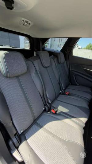 Zils Peugeot 5008 2022 Kauņa, ar dzinēja tilpumu 1.50 L un nobraukumu 175 tūkst. km par 16396 €, foto 15 vietnē AUTOMOTO.COM.LV