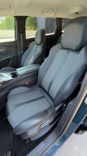 Zils Peugeot 5008 2022 Kauņa, ar dzinēja tilpumu 1.50 L un nobraukumu 175 tūkst. km par 16396 €, foto 18 vietnē AUTOMOTO.COM.LV