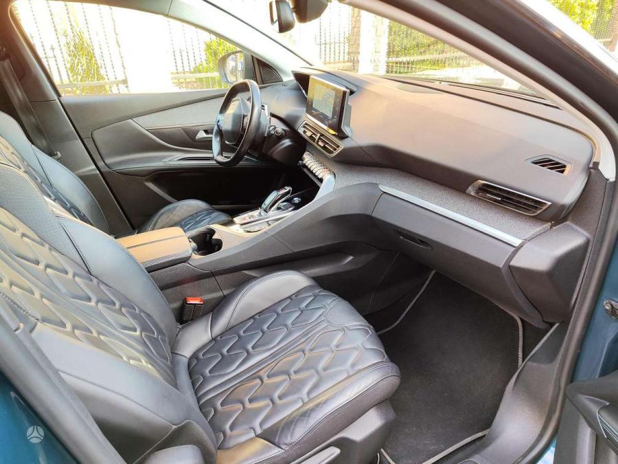 Blue Peugeot 5008 2022 in Marijampole, with an engine capacity of 1.20 L and mileage of 90 thousand km for 15724 €, photo 29 on AUTOMOTO.COM.LV