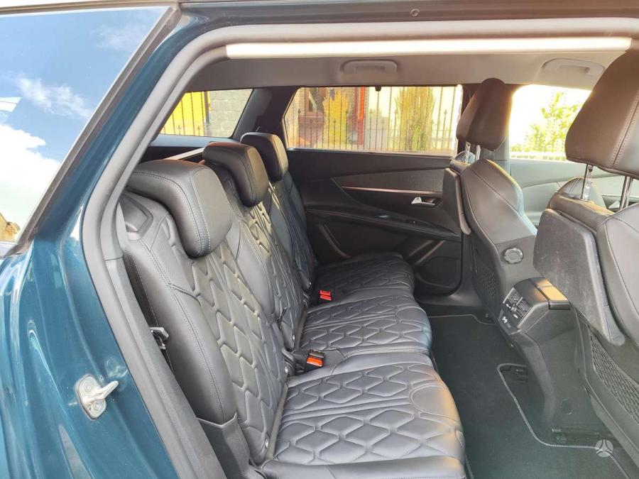 Blue Peugeot 5008 2022 in Marijampole, with an engine capacity of 1.20 L and mileage of 90 thousand km for 15724 €, photo 31 on AUTOMOTO.COM.LV