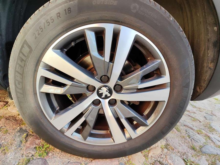 Blue Peugeot 5008 2022 in Marijampole, with an engine capacity of 1.20 L and mileage of 90 thousand km for 15724 €, photo 37 on AUTOMOTO.COM.LV