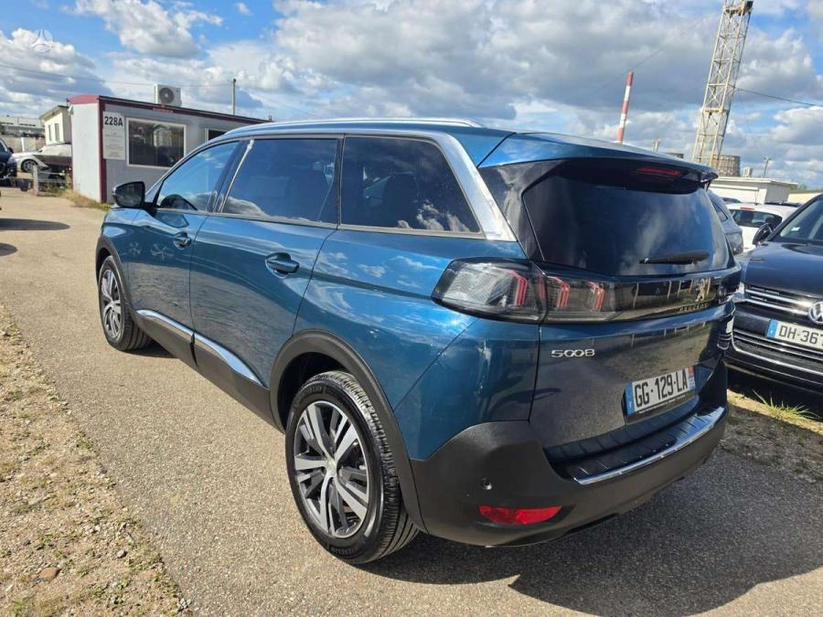 Blue Peugeot 5008 2022 in Vilnius, with an engine capacity of 1.50 L and mileage of 165 thousand km for 16819 €, photo 5 on AUTOMOTO.COM.LV