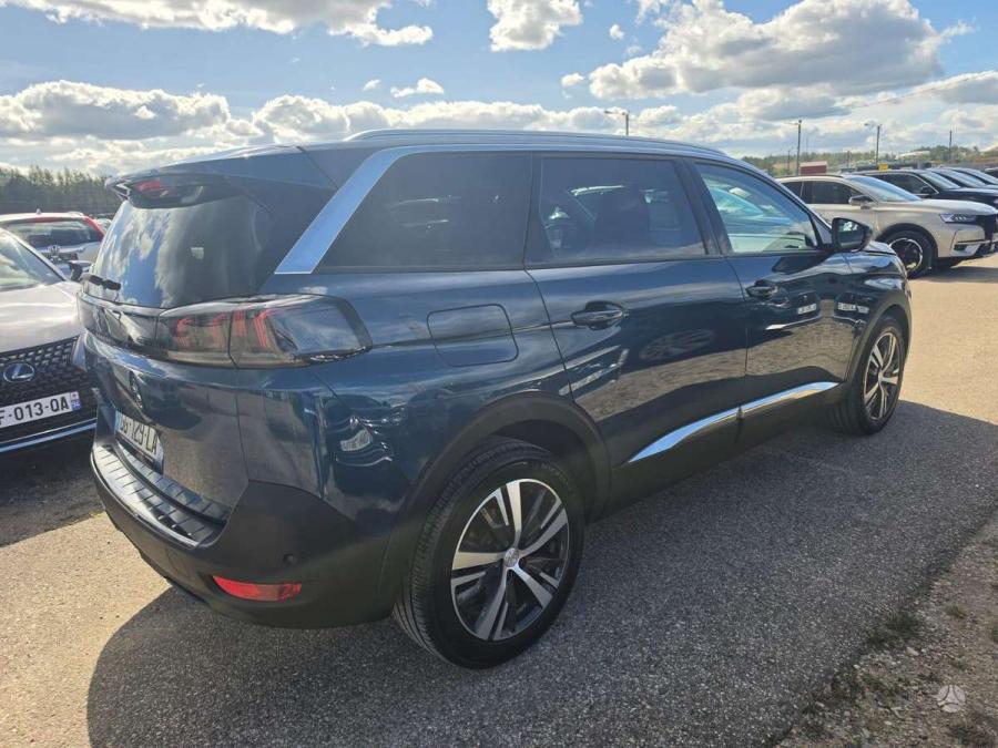 Blue Peugeot 5008 2022 in Vilnius, with an engine capacity of 1.50 L and mileage of 165 thousand km for 16819 €, photo 7 on AUTOMOTO.COM.LV