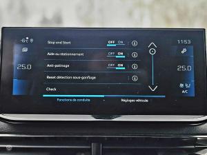 Синий Пежо 5008 2023 в Таураге, объемом двигателя 1.50 л и пробегом 144 тыс. км за 15900 €, фото 27 на AUTOMOTO.COM.LV