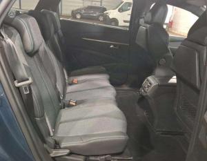 Blue Peugeot 5008 2023 in Vilnius, with an engine capacity of 1.20 L and mileage of 156 thousand km for 16697 €, photo 9 on AUTOMOTO.COM.LV