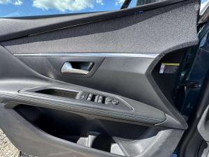 Zils Peugeot 5008 2023 Viļņa, ar dzinēja tilpumu 1.20 L un nobraukumu 156 tūkst. km par 16576 €, foto 14 vietnē AUTOMOTO.COM.LV