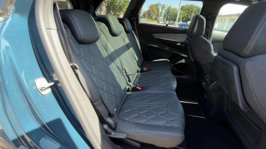 Zils Peugeot 5008 2023 Kauņa, ar dzinēja tilpumu 1.50 L un nobraukumu 186 tūkst. km par 20207 €, foto 22 vietnē AUTOMOTO.COM.LV