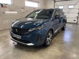 Blue Peugeot 5008 2023 in Marijampole, with an engine capacity of 1.20 L and mileage of 67 thousand km for 18053 €, photo  on AUTOMOTO.COM.LV