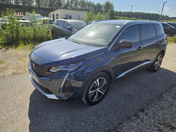 Blue Peugeot 5008 2023 in Vilnius, with an engine capacity of 1.20 L and mileage of 89 thousand km for 16335 €, photo 4 on AUTOMOTO.COM.LV