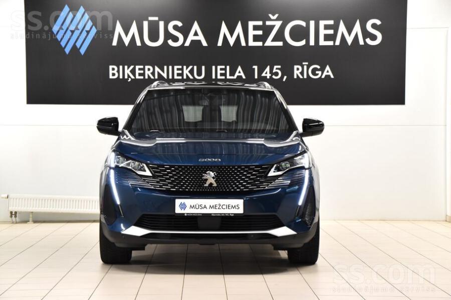 Blue Peugeot 5008 2024 in Riga, with an engine capacity of 1.20 L and mileage of 111 thousand km for 24500 €, photo 3 on AUTOMOTO.COM.LV