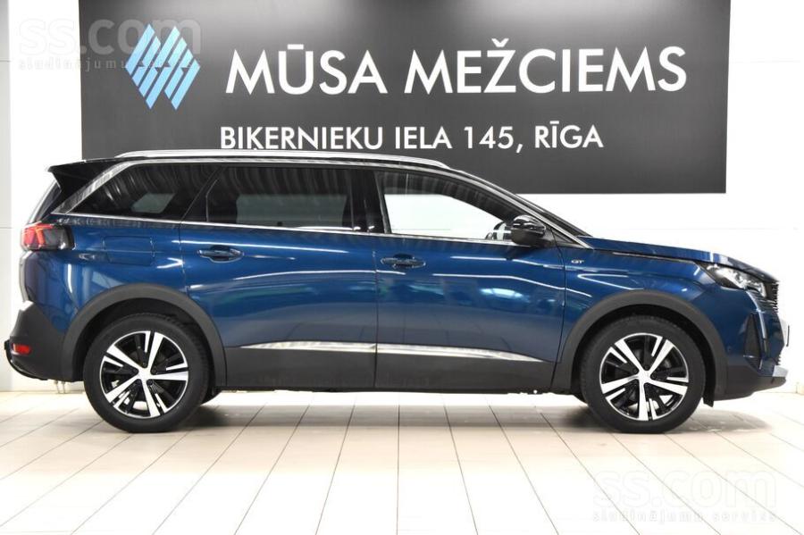 Blue Peugeot 5008 2024 in Riga, with an engine capacity of 1.20 L and mileage of 111 thousand km for 24500 €, photo 5 on AUTOMOTO.COM.LV