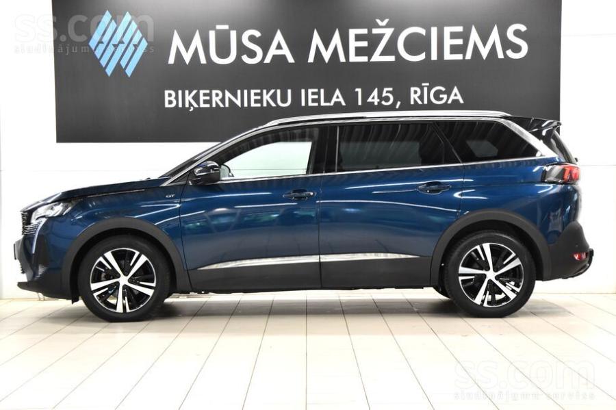 Blue Peugeot 5008 2024 in Riga, with an engine capacity of 1.20 L and mileage of 111 thousand km for 24500 €, photo 6 on AUTOMOTO.COM.LV