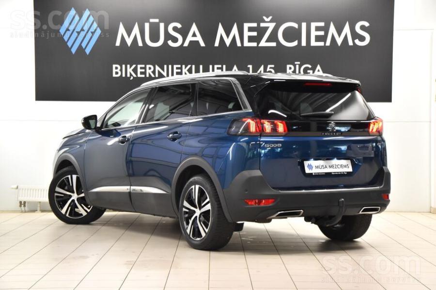 Blue Peugeot 5008 2024 in Riga, with an engine capacity of 1.20 L and mileage of 111 thousand km for 24500 €, photo 9 on AUTOMOTO.COM.LV