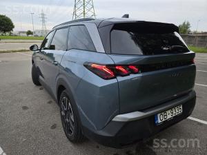Синий Пежо 5008 2025 в Рига, объемом двигателя 1.20 л и пробегом 19 тыс. км за 33700 €, фото 6 на AUTOMOTO.COM.LV