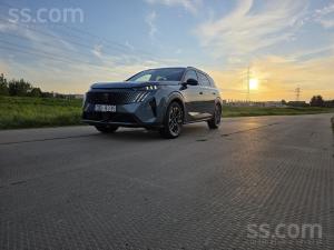 Синий Пежо 5008 2025 в Рига, объемом двигателя 1.20 л и пробегом 20 тыс. км за 30500 €, фото 1 на AUTOMOTO.COM.LV