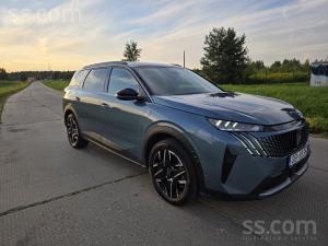 Синий Пежо 5008 2025 в Рига, объемом двигателя 1.20 л и пробегом 20 тыс. км за 30500 €, фото 5 на AUTOMOTO.COM.LV