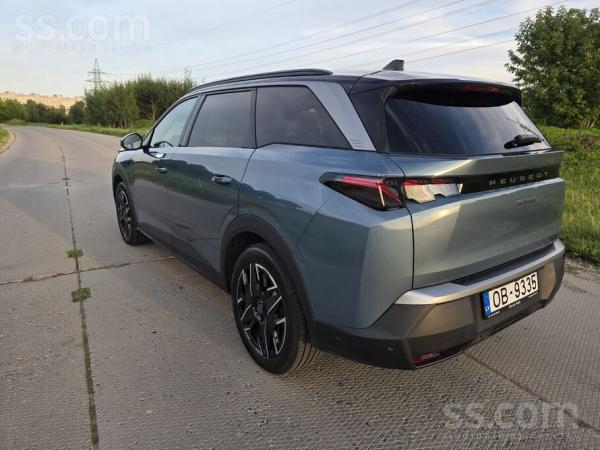 Zils Peugeot 5008 2025 Rīga, ar dzinēja tilpumu 1.20 L un nobraukumu 20 tūkst. km par 30500 €, foto 8 vietnē AUTOMOTO.COM.LV