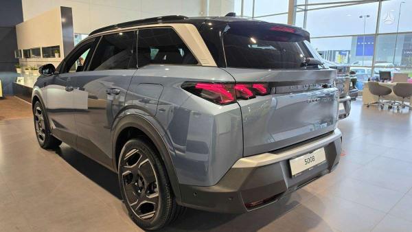 Zils Peugeot 5008 2026 Kauņa, ar dzinēja tilpumu 1.60 L un nobraukumu 0 tūkst. km par 45540 €, foto 3 vietnē AUTOMOTO.COM.LV