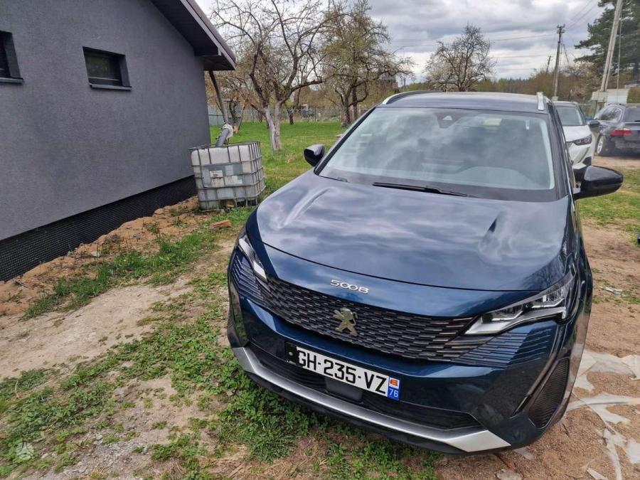 Zils Peugeot 5008 2022 Kauņa, ar dzinēja tilpumu 1.20 L un nobraukumu 76 tūkst. km par 11990 €, foto 1 vietnē AUTOMOTO.COM.LV