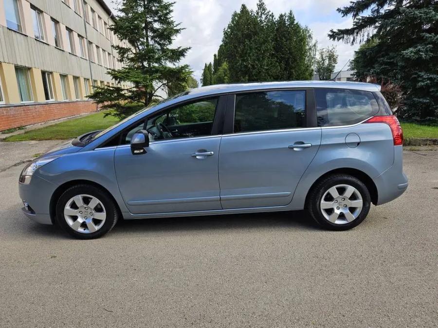 Zils Peugeot 5008 2009 Jēkabpils, ar dzinēja tilpumu 2.00 L un nobraukumu 191 tūkst. km par 4890 €, foto 10 vietnē AUTOMOTO.COM.LV