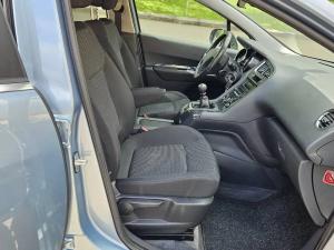 Zils Peugeot 5008 2009 Jēkabpils, ar dzinēja tilpumu 2.00 L un nobraukumu 191 tūkst. km par 4890 €, foto 22 vietnē AUTOMOTO.COM.LV