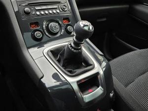 Zils Peugeot 5008 2009 Jēkabpils, ar dzinēja tilpumu 2.00 L un nobraukumu 191 tūkst. km par 4890 €, foto 29 vietnē AUTOMOTO.COM.LV