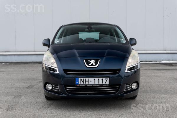 Zils Peugeot 5008 2009 Jelgava, ar dzinēja tilpumu 1.60 L un nobraukumu 309 tūkst. km par 4500 €, foto 3 vietnē AUTOMOTO.COM.LV