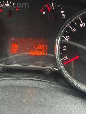 Zils Peugeot 5008 2010 Rīga, ar dzinēja tilpumu 1.60 L un nobraukumu 288 tūkst. km par 2350 €, foto 6 vietnē AUTOMOTO.COM.LV