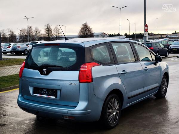 Zils Peugeot 5008 2010 Šauļi, ar dzinēja tilpumu 1.60 L un nobraukumu 0 tūkst. km par 2950 €, foto 4 vietnē AUTOMOTO.COM.LV