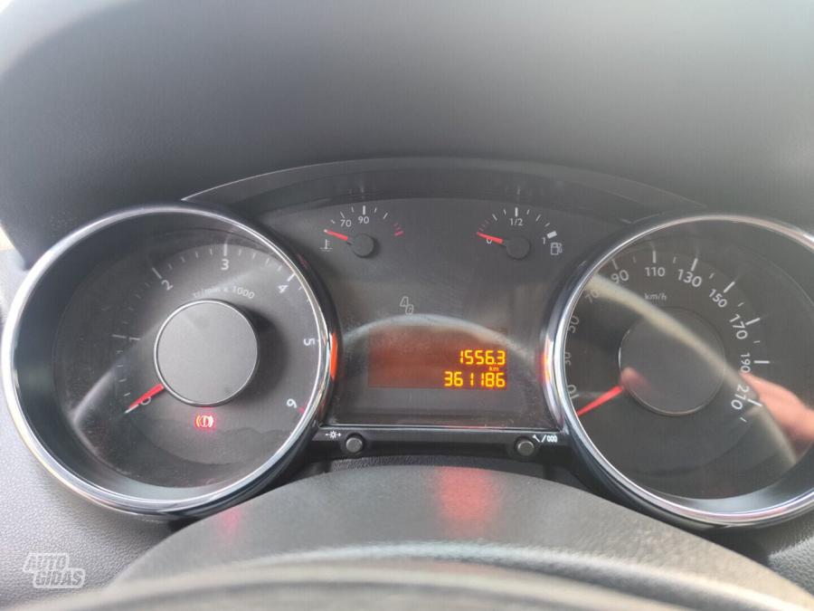 Zils Peugeot 5008 2010 Šauļi, ar dzinēja tilpumu 1.60 L un nobraukumu 0 tūkst. km par 2950 €, foto 12 vietnē AUTOMOTO.COM.LV