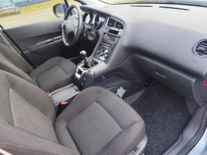 Zils Peugeot 5008 2010 Šauļi, ar dzinēja tilpumu 1.60 L un nobraukumu 0 tūkst. km par 2950 €, foto 16 vietnē AUTOMOTO.COM.LV