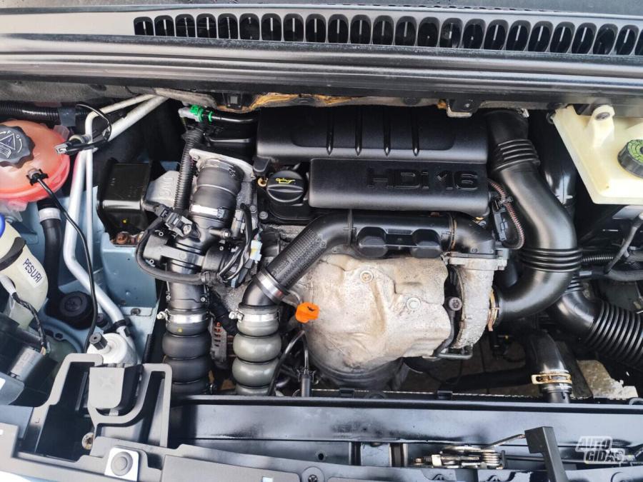 Zils Peugeot 5008 2010 Šauļi, ar dzinēja tilpumu 1.60 L un nobraukumu 0 tūkst. km par 2950 €, foto 22 vietnē AUTOMOTO.COM.LV