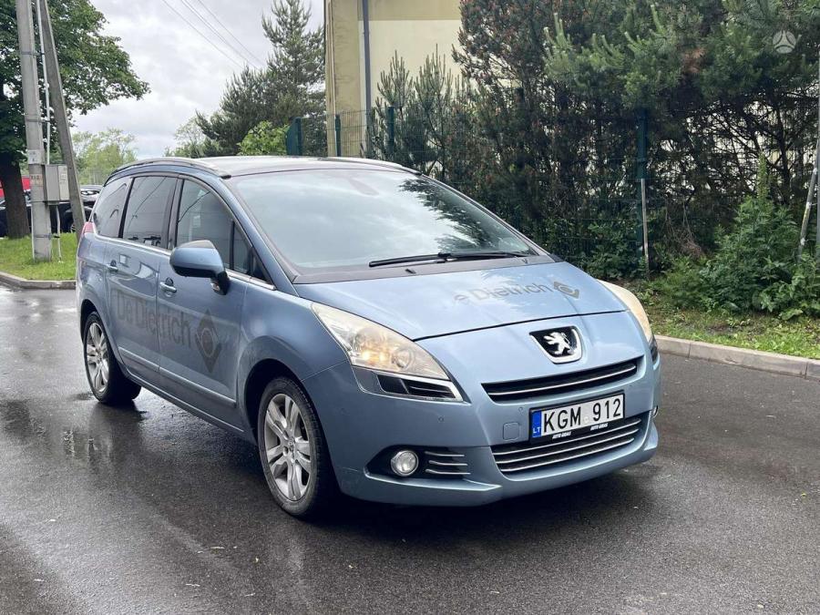 Zils Peugeot 5008 2010 Klaipėda, ar dzinēja tilpumu 1.60 L un nobraukumu 238 tūkst. km par 1600 €, foto 1 vietnē AUTOMOTO.COM.LV