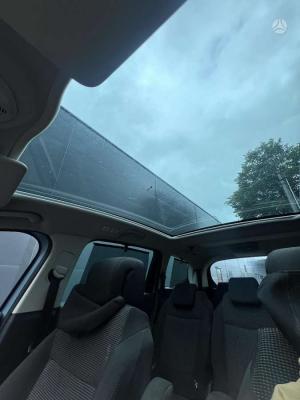 Zils Peugeot 5008 2010 Klaipėda, ar dzinēja tilpumu 1.60 L un nobraukumu 238 tūkst. km par 1600 €, foto 12 vietnē AUTOMOTO.COM.LV