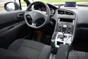 Zils Peugeot 5008 2011 Rīga, ar dzinēja tilpumu 1.60 L un nobraukumu 223 tūkst. km par 3990 €, foto 17 vietnē AUTOMOTO.COM.LV