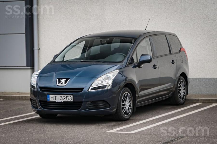 Zils Peugeot 5008 2011 Rīga, ar dzinēja tilpumu 1.60 L un nobraukumu 290 tūkst. km par 3990 €, foto 1 vietnē AUTOMOTO.COM.LV