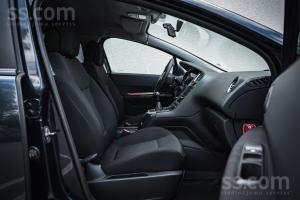 Zils Peugeot 5008 2011 Rīga, ar dzinēja tilpumu 1.60 L un nobraukumu 290 tūkst. km par 3990 €, foto 10 vietnē AUTOMOTO.COM.LV