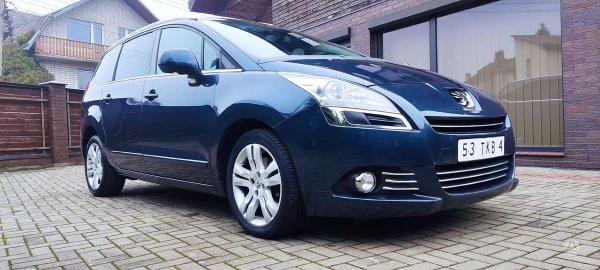 Blue Peugeot 5008 2012 in Kaunas, with an engine capacity of 1.60 L and mileage of 135 thousand km for 3800 €, photo 1 on AUTOMOTO.COM.LV