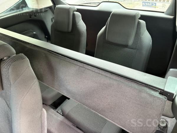 Zils Peugeot 5008 2012 Jelgava, ar dzinēja tilpumu 2.00 L un nobraukumu 208 tūkst. km par 5250 €, foto 10 vietnē AUTOMOTO.COM.LV