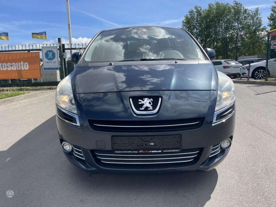 Zils Peugeot 5008 2012 Kauņa, ar dzinēja tilpumu 1.60 L un nobraukumu 246 tūkst. km par 3450 €, foto 5 vietnē AUTOMOTO.COM.LV