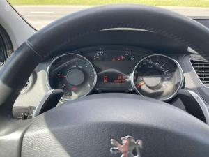 Zils Peugeot 5008 2012 Kauņa, ar dzinēja tilpumu 1.60 L un nobraukumu 246 tūkst. km par 3450 €, foto 20 vietnē AUTOMOTO.COM.LV