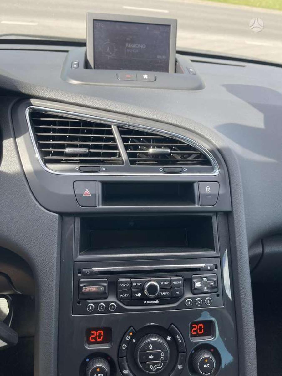 Zils Peugeot 5008 2012 Kauņa, ar dzinēja tilpumu 1.60 L un nobraukumu 246 tūkst. km par 3450 €, foto 21 vietnē AUTOMOTO.COM.LV