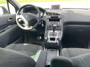 Zils Peugeot 5008 2012 Kauņa, ar dzinēja tilpumu 1.60 L un nobraukumu 246 tūkst. km par 3450 €, foto 25 vietnē AUTOMOTO.COM.LV