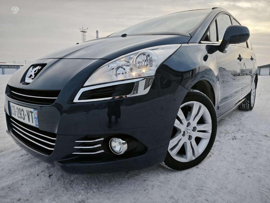 Zils Peugeot 5008 2013 Panevēža, ar dzinēja tilpumu 2.00 L un nobraukumu 269 tūkst. km par 2950 €, foto 1 vietnē AUTOMOTO.COM.LV