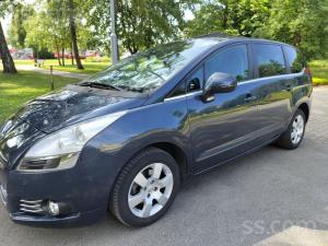 Zils Peugeot 5008 2013 Jūrmala, ar dzinēja tilpumu 1.60 L un nobraukumu 199 tūkst. km par 4200 €, foto  vietnē AUTOMOTO.COM.LV