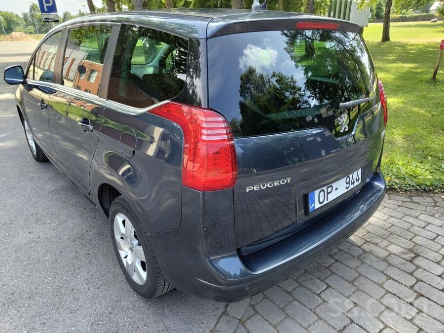 Zils Peugeot 5008 2013 Jūrmala, ar dzinēja tilpumu 1.60 L un nobraukumu 199 tūkst. km par 4200 €, foto 4 vietnē AUTOMOTO.COM.LV